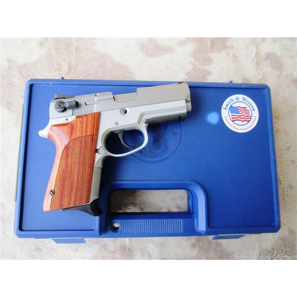 SMITH WESSON 4013 New and Used Price, Value, & Trends 2021