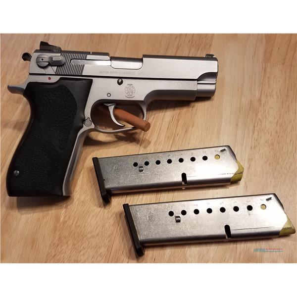 SMITH WESSON 1066 New and Used Price, Value, & Trends 2022