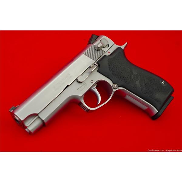 SMITH WESSON 1066 New and Used Price, Value, & Trends 2022