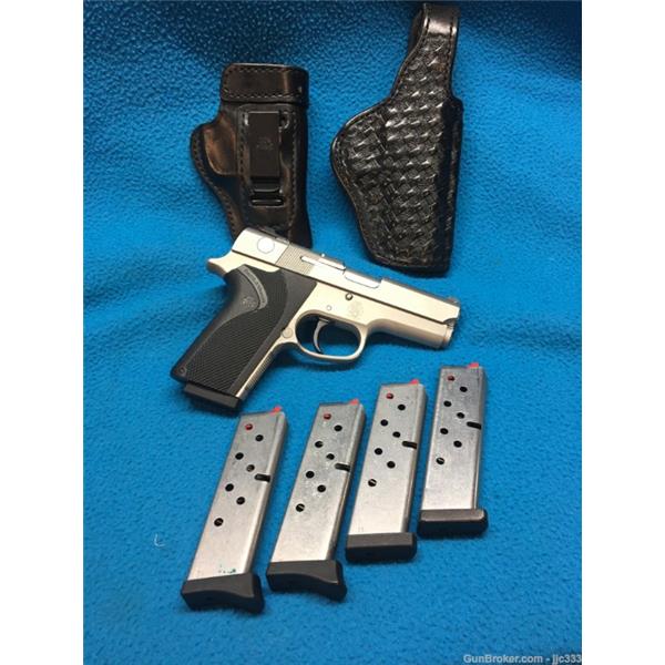 SMITH WESSON 3953 New and Used Price, Value, & Trends 2023