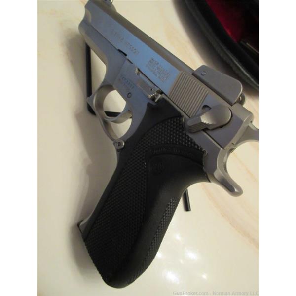 SMITH AND WESSON 5906 New and Used Price, Value, & Trends 2023