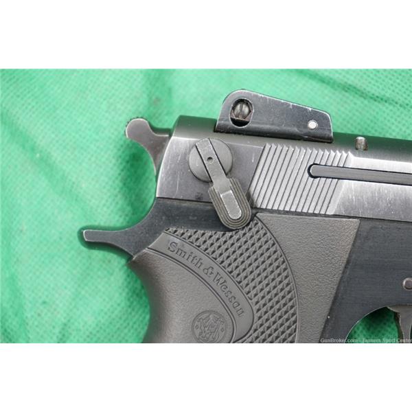 SMITH WESSON 3904 New and Used Price, Value, & Trends 2023