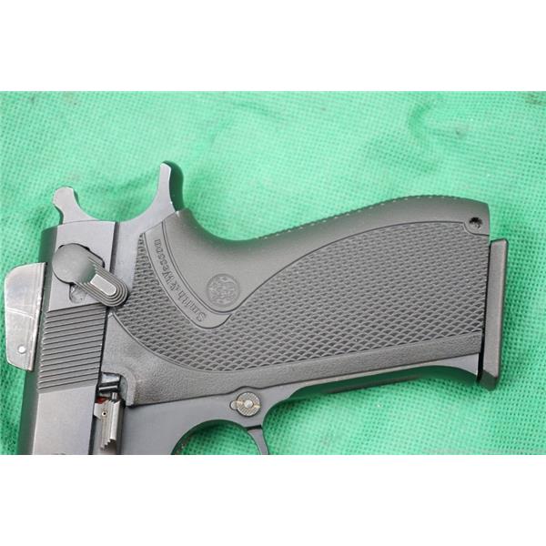 SMITH WESSON 3904 New and Used Price, Value, & Trends 2023