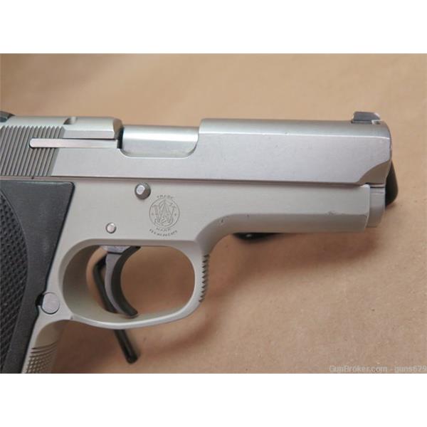 SMITH WESSON 3953 New and Used Price, Value, & Trends 2023