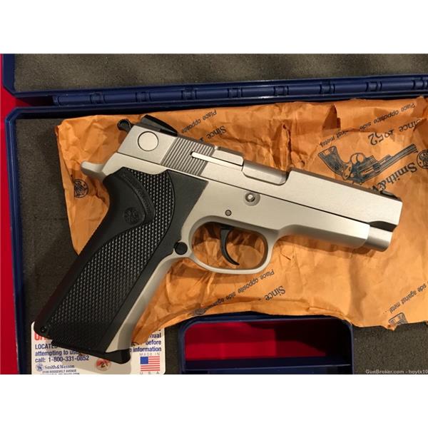 SMITH WESSON 910 New and Used Price, Value, & Trends 2024