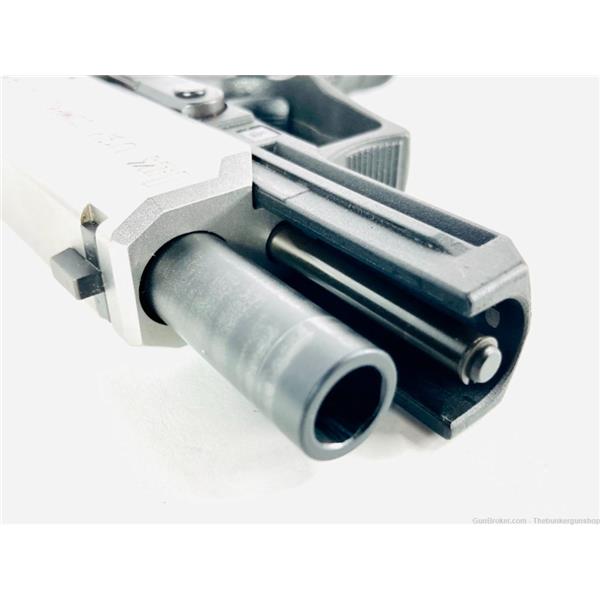 HK USP COMPACT New and Used Price, Value, & Trends 2023