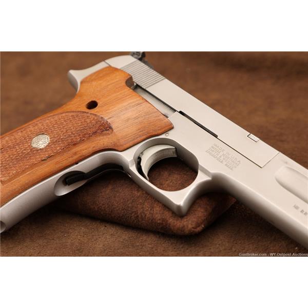 SMITH WESSON 2206 New and Used Price, Value, & Trends 2023