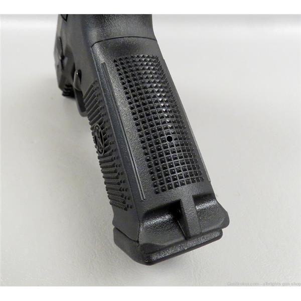 FNX 40 New and Used Price, Value, & Trends 2024