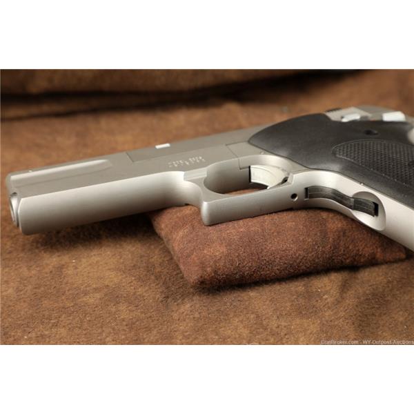 SMITH WESSON 2206 New and Used Price, Value, & Trends 2024