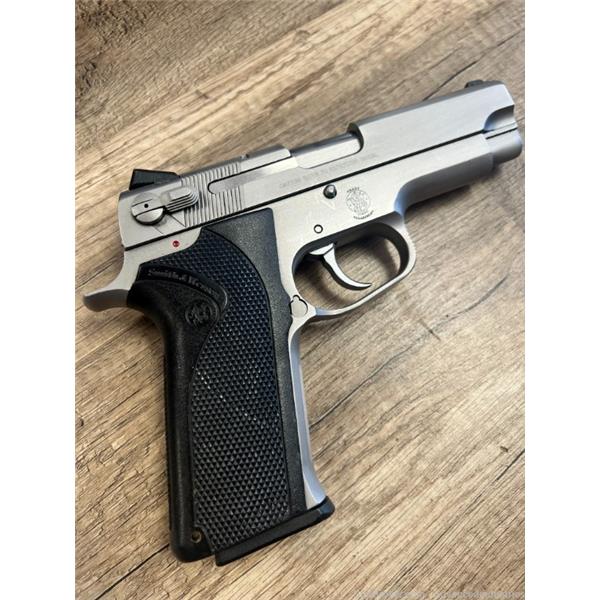 SMITH WESSON 1066 New and Used Price, Value, & Trends 2024