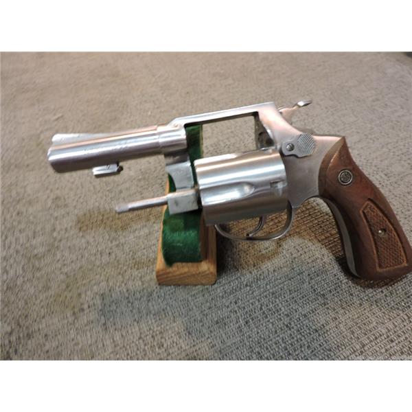 ROSSI 38 SPL New and Used Price, Value, & Trends 2024