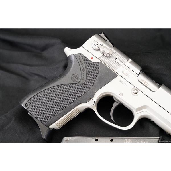 SMITH WESSON 4013 New and Used Price, Value, & Trends 2024