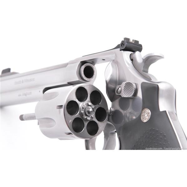 SMITH WESSON 629 CLASSIC DX New and Used Price, Value, & Trends 2023