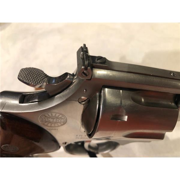 ASTRA 44 New and Used Price, Value, & Trends 2024