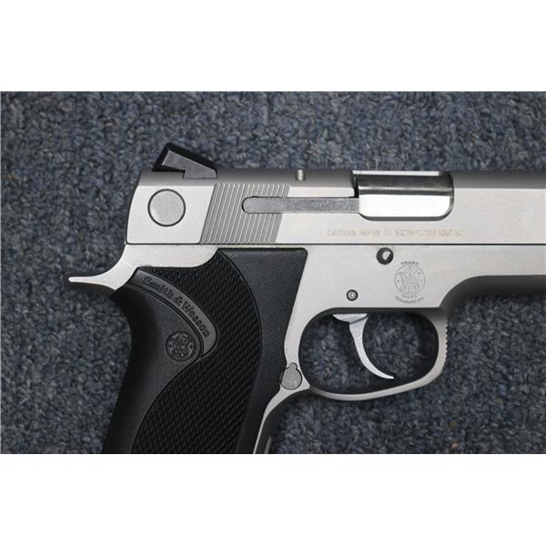 SMITH WESSON 1026 New and Used Price, Value, & Trends 2024