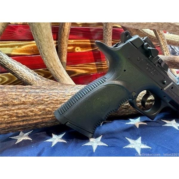 MAGNUM RESEARCH BABY DESERT EAGLE New and Used Price, Value, & Trends 2023