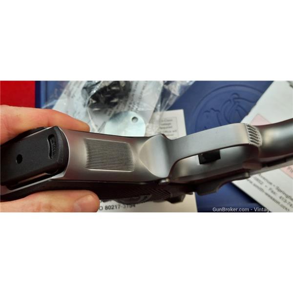 SMITH AND WESSON 5906 New and Used Price, Value, & Trends 2024