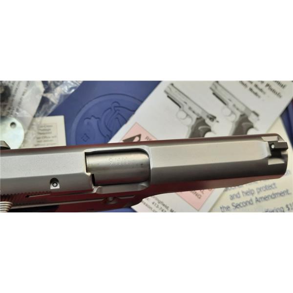 SMITH AND WESSON 5906 New and Used Price, Value, & Trends 2024