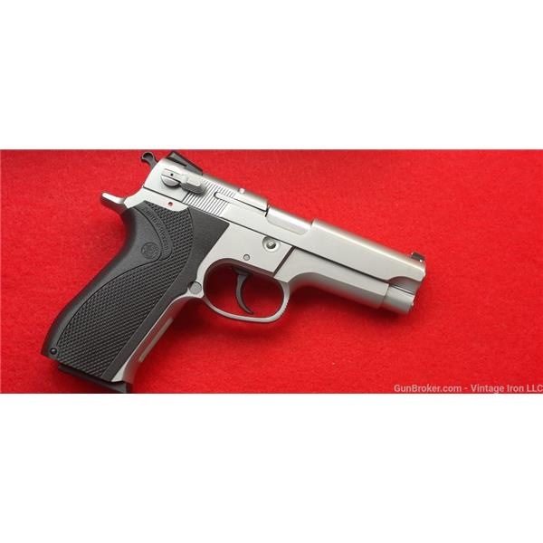SMITH AND WESSON 5906 New and Used Price, Value, & Trends 2024