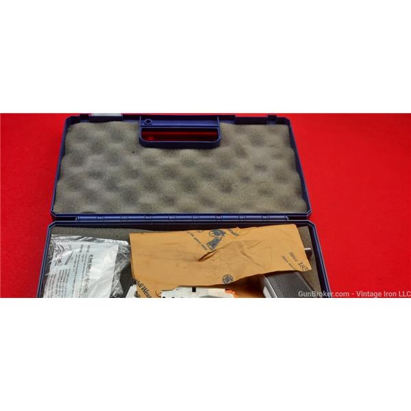 SMITH AND WESSON 5906 New and Used Price, Value, & Trends 2024