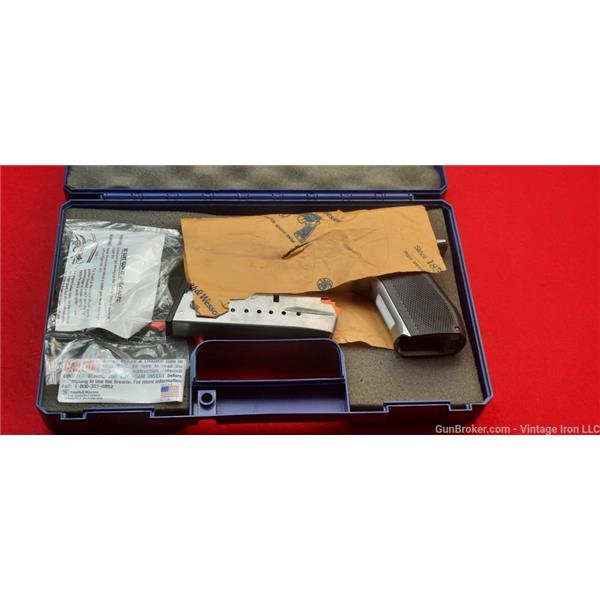 SMITH AND WESSON 5906 New and Used Price, Value, & Trends 2024