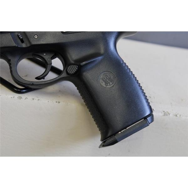 SMITH WESSON SW9F New and Used Price, Value, & Trends 2024