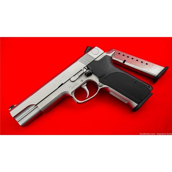 SMITH WESSON 1026 New and Used Price, Value, & Trends 2024