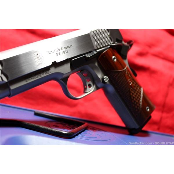 SMITH AND WESSON 1911 New and Used Price, Value, & Trends 2024