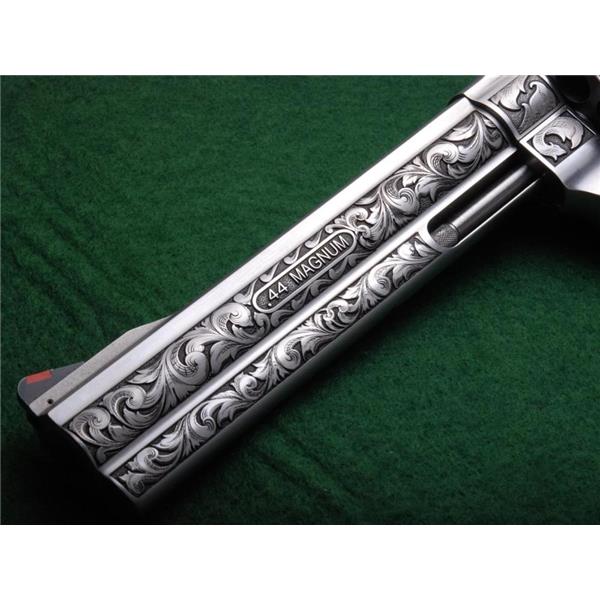 SMITH WESSON 44 New and Used Price, Value, & Trends 2024