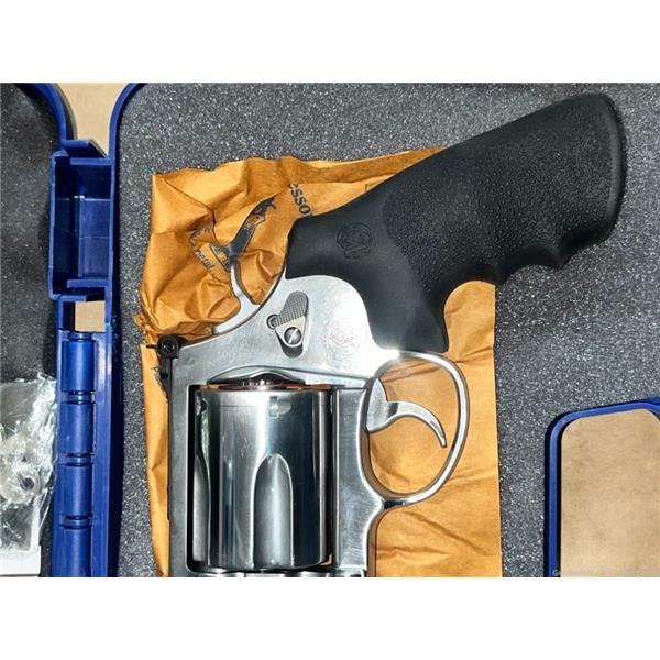 SMITH AND WESSON 460 New and Used Price, Value, & Trends 2024