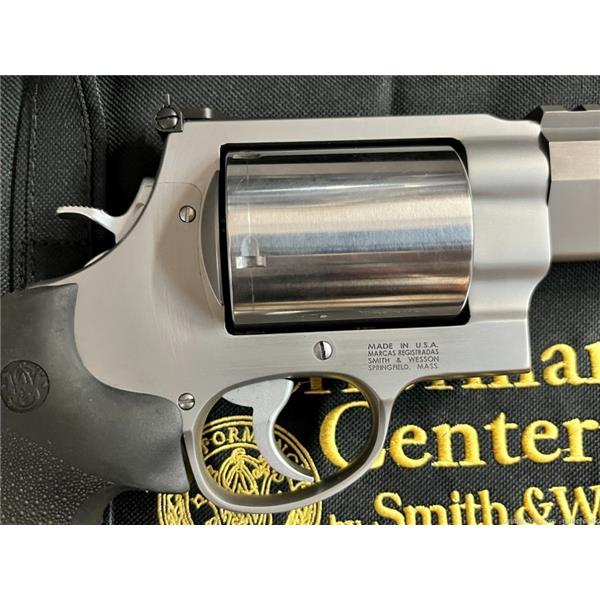 SMITH AND WESSON 460 New and Used Price, Value, & Trends 2024