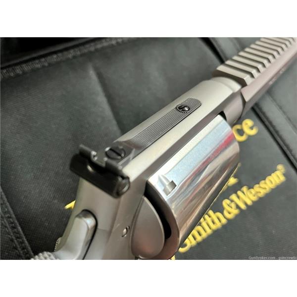 SMITH AND WESSON 460 New and Used Price, Value, & Trends 2024