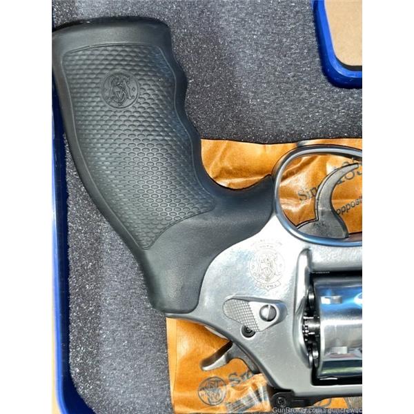 SW 686 New and Used Price, Value, & Trends 2024