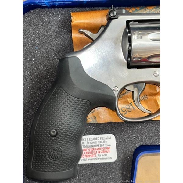 SW 686 New and Used Price, Value, & Trends 2024