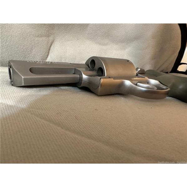 SMITH AND WESSON 460 New and Used Price, Value, & Trends 2024