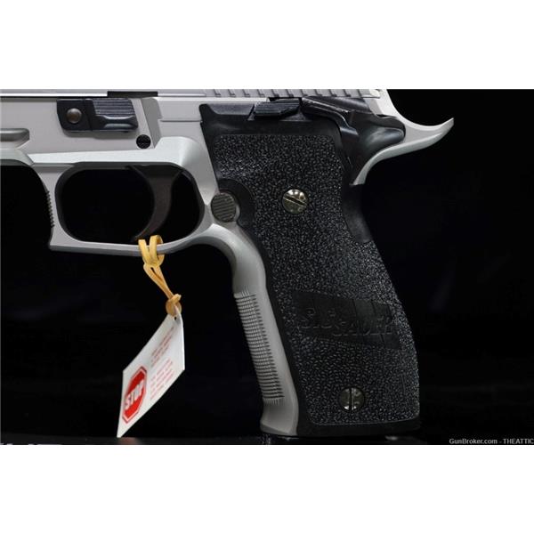 SIG SAUER P226 New and Used Price, Value, & Trends 2024