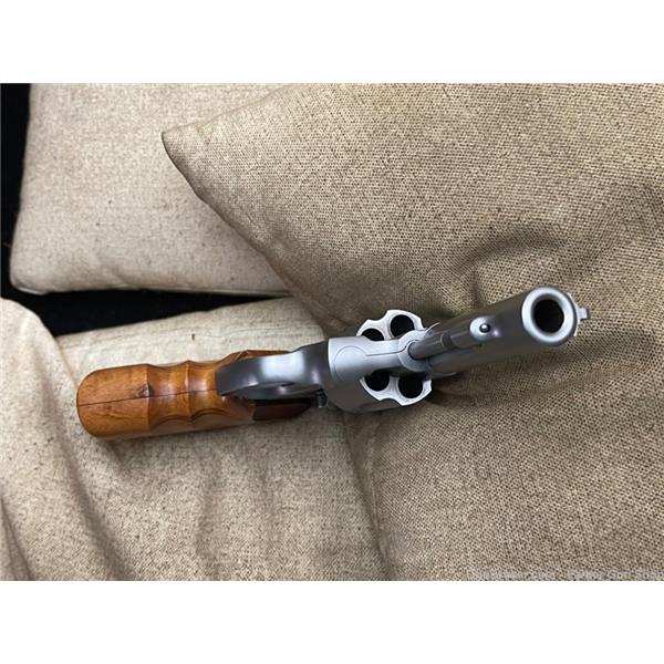 SMITH AND WESSON LADY SMITH New and Used Price, Value, & Trends 2025