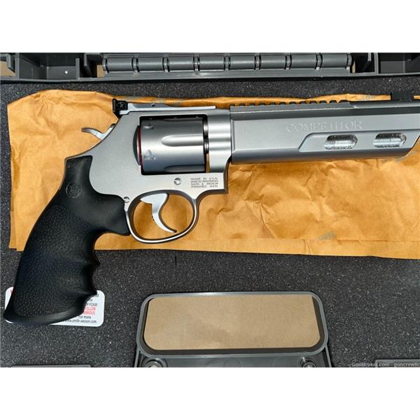 SMITH WESSON 686 COMPETITOR New and Used Price, Value, & Trends 2025