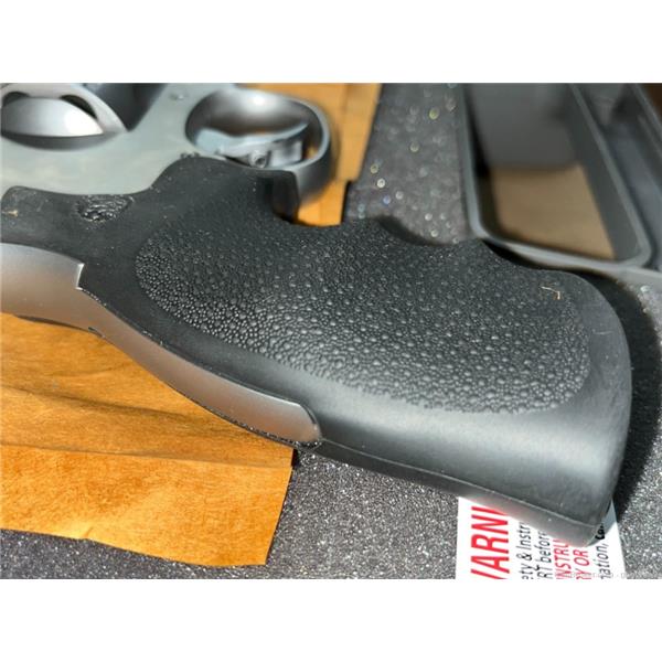 SMITH WESSON 686 COMPETITOR New and Used Price, Value, & Trends 2025