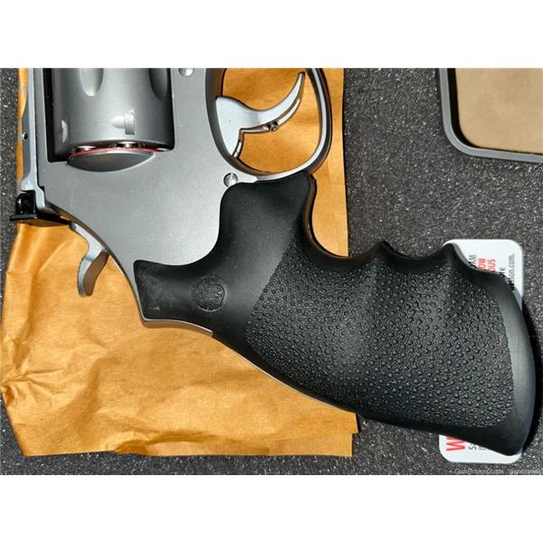 SMITH WESSON 686 COMPETITOR New and Used Price, Value, & Trends 2025