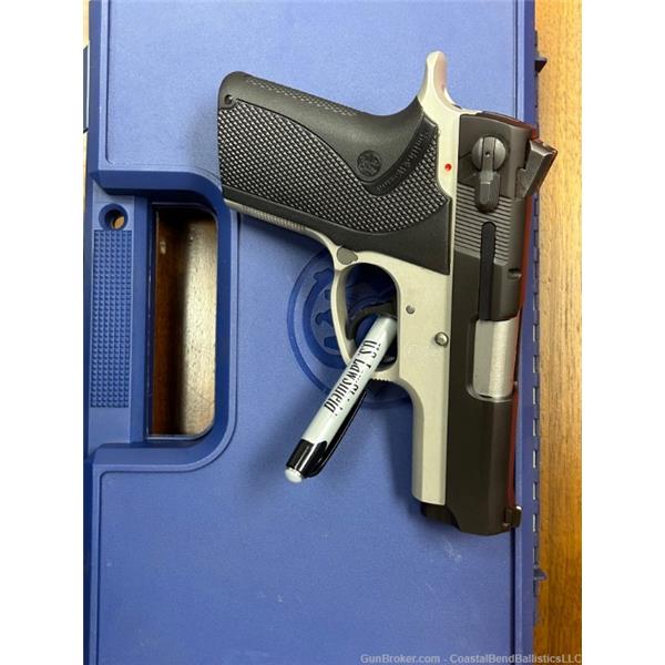 SMITH WESSON 4013 New and Used Price, Value, & Trends 2024