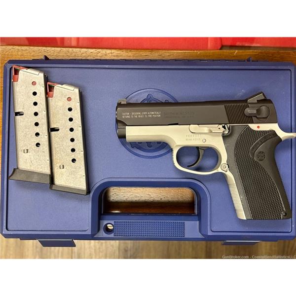 SMITH WESSON 4013 New and Used Price, Value, & Trends 2024