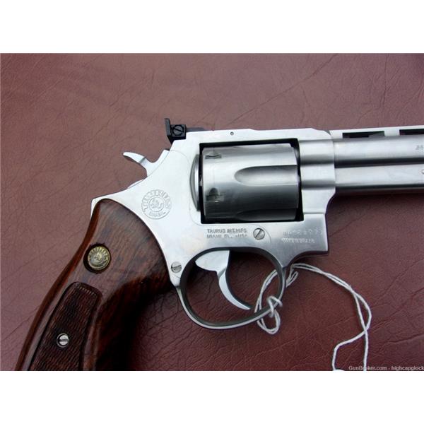 689 New and Used Price, Value, & Trends 2024