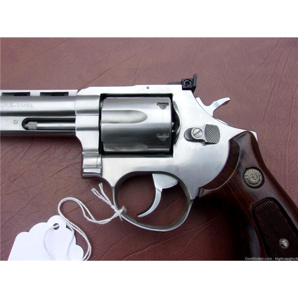 689 New and Used Price, Value, & Trends 2024