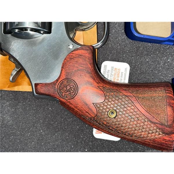 SMITH WESSON 686 PLUS New and Used Price, Value, & Trends 2024