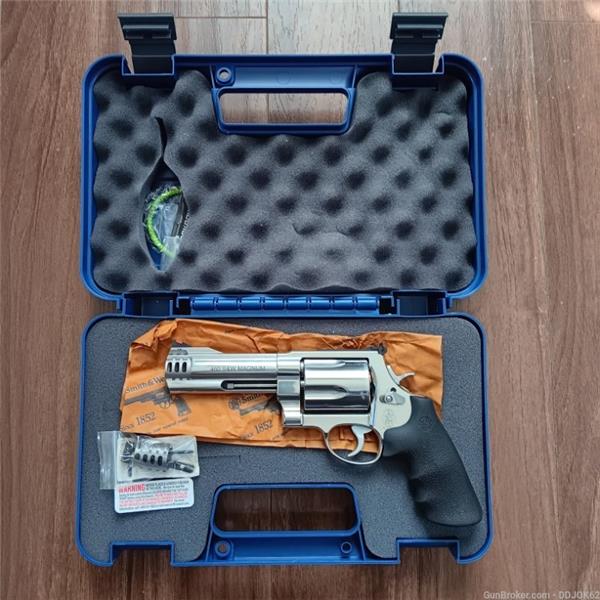 SMITH AND WESSON 460 New and Used Price, Value, & Trends 2024