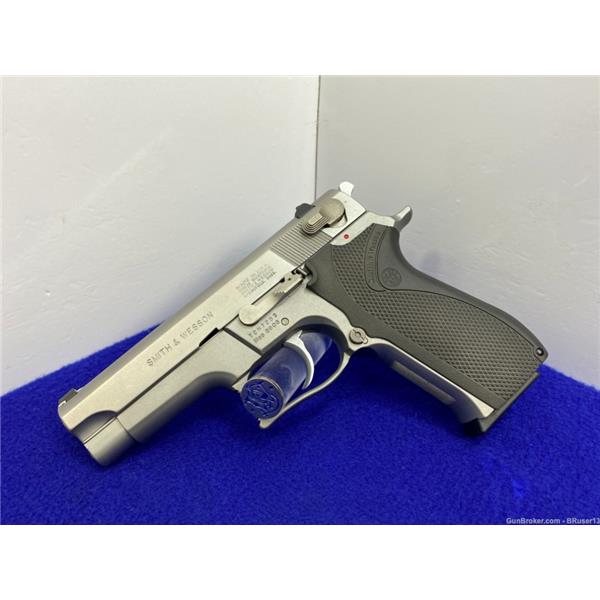 SMITH AND WESSON 5906 New and Used Price, Value, & Trends 2025