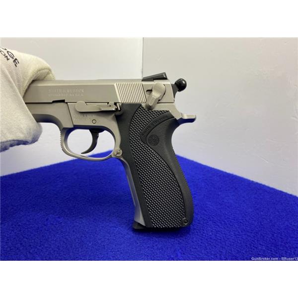 SMITH AND WESSON 5906 New and Used Price, Value, & Trends 2025