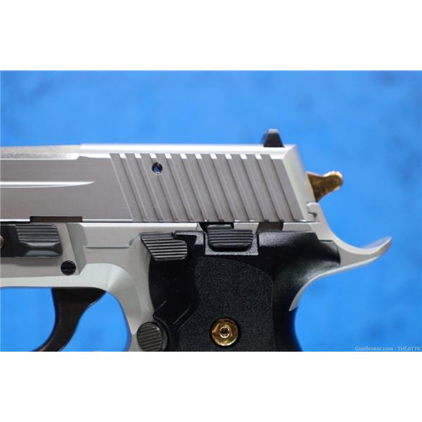 SIG SAUER P226 New and Used Price, Value, & Trends 2024