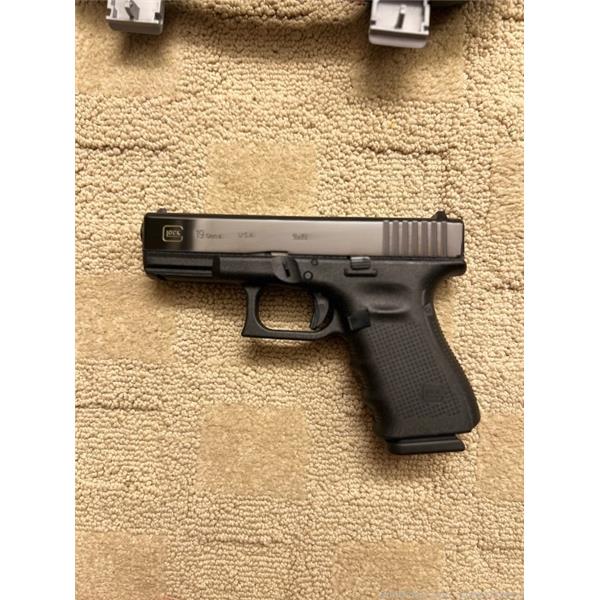 GLOCK 19 GEN 1 New and Used Price, Value, & Trends 2025